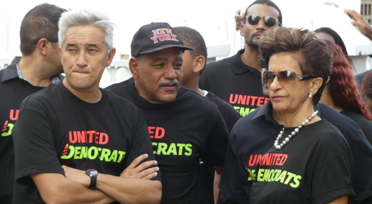 Politieke partijen Sint-Maarten presenteren 93 kandidaten | Caribisch ...